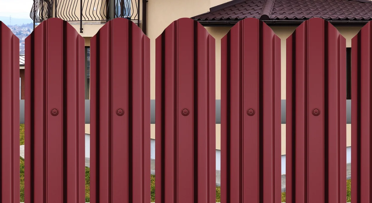 Tabla pentru garduri: Alegerea inteligentă pentru durabilitate și ...